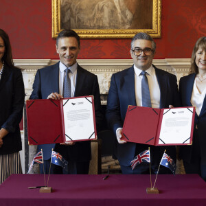 UK: £24bn joint venture signed to deliver housing and science ...