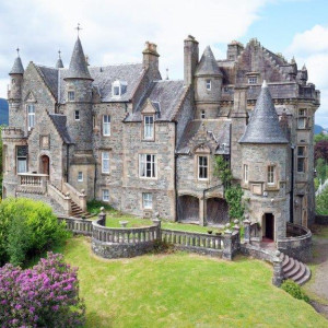 Knockderry Castle sets for wholesale restoration | Scottish ...