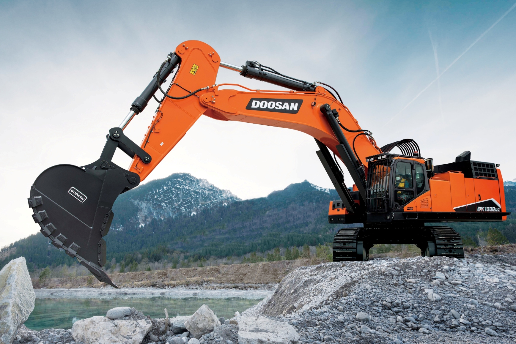 New Doosan excavator offers best performance in 100-tonne class ... New Doosan excavator offers best performance in 100-tonne class ...