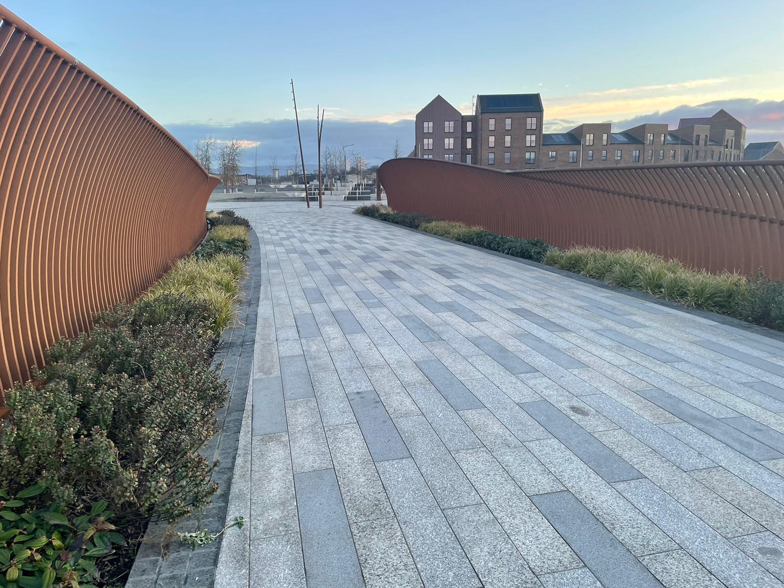 Partners spruce up M8 pedestrian bridge | Scottish Construction Now